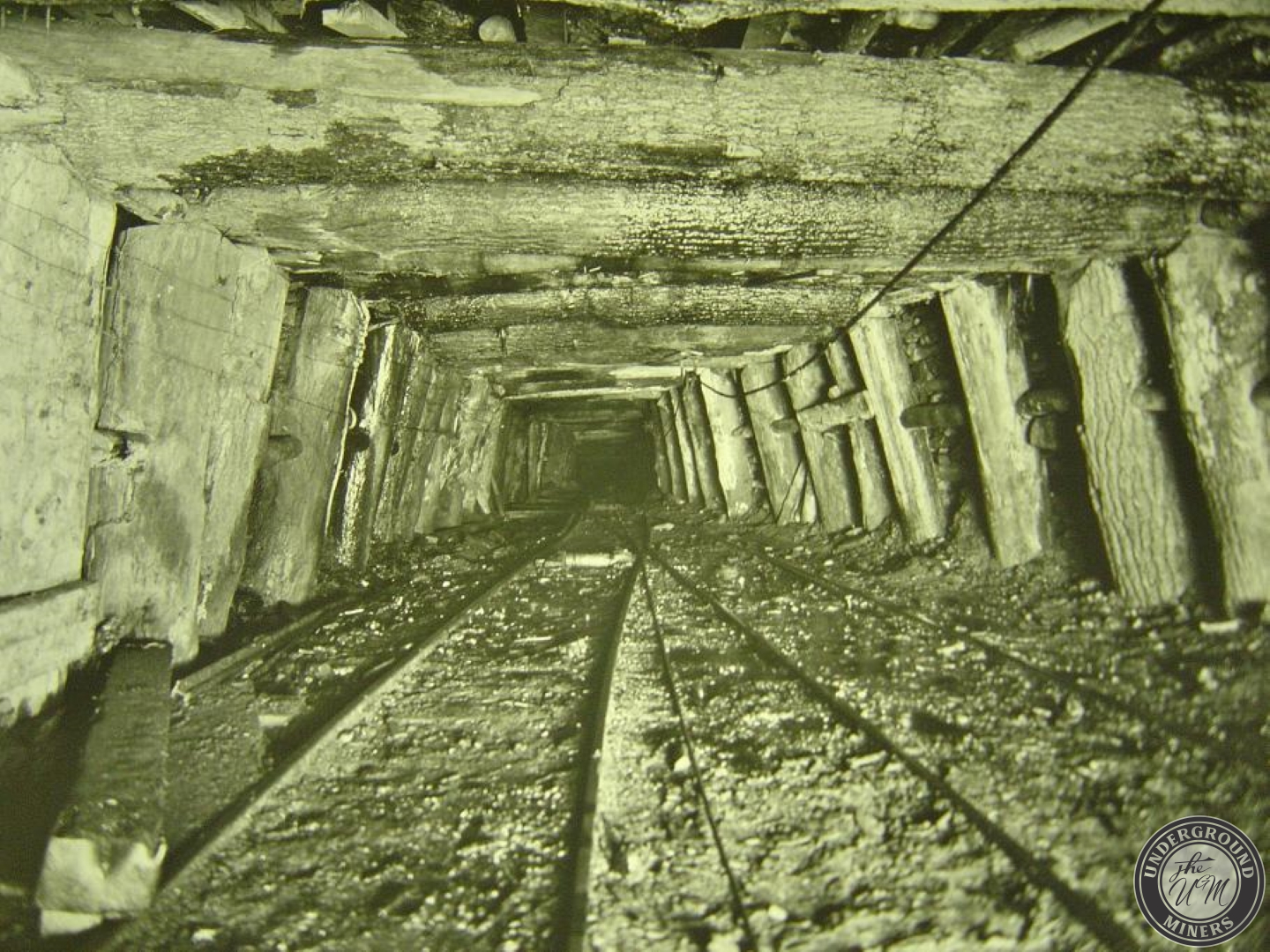 Anthracite Mine Timbering Methods – Underground Miners