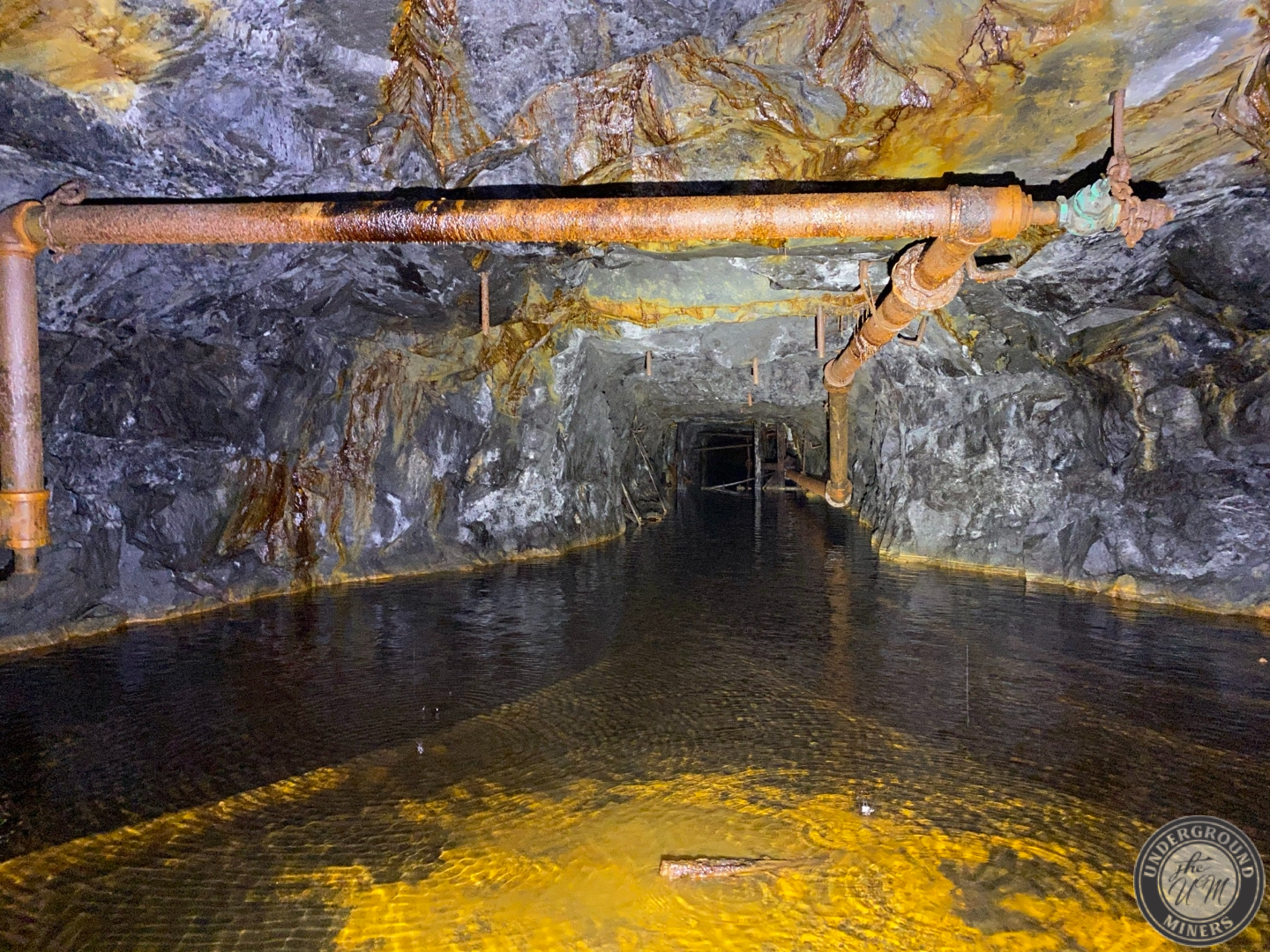 Underground Photography – Underground Miners